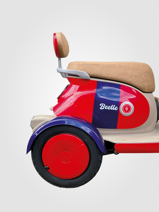 Triciclo Eléctrico Beetle | Diseño Compacto y Estilo Únic